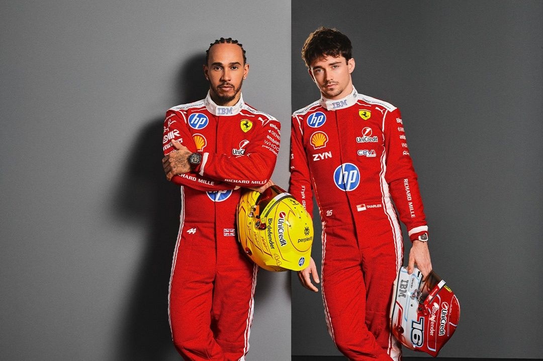 Ferrari revela el mono oficial de Leclerc y Hamilton para la temporada ...